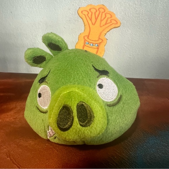McDonald's | Toys | Rare Angry Birds Brasil Green King Pig Plush Happy ...